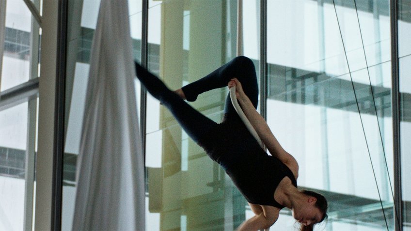 Akrobata | Outfilm