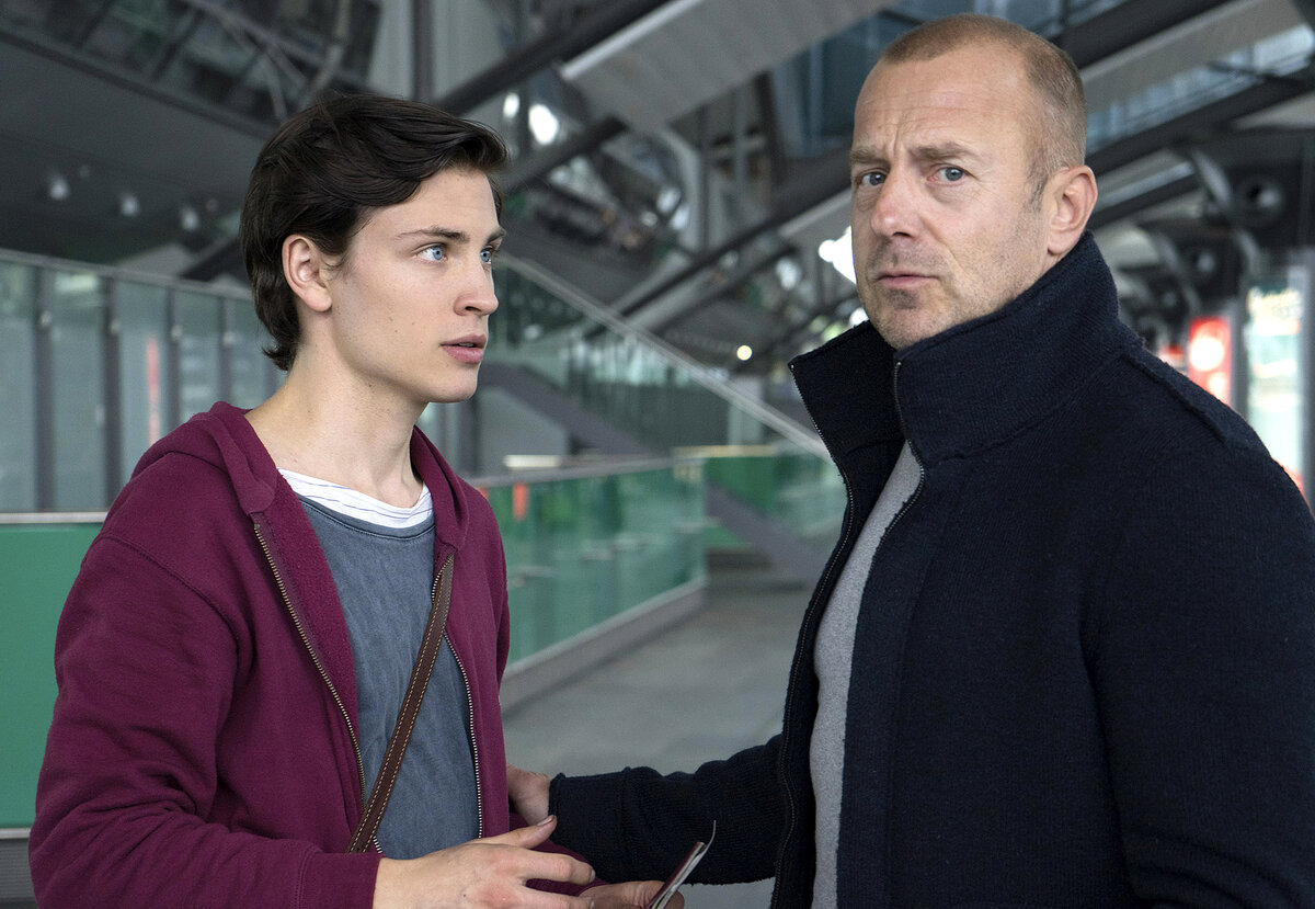 Mów mi Helen | Outfilm