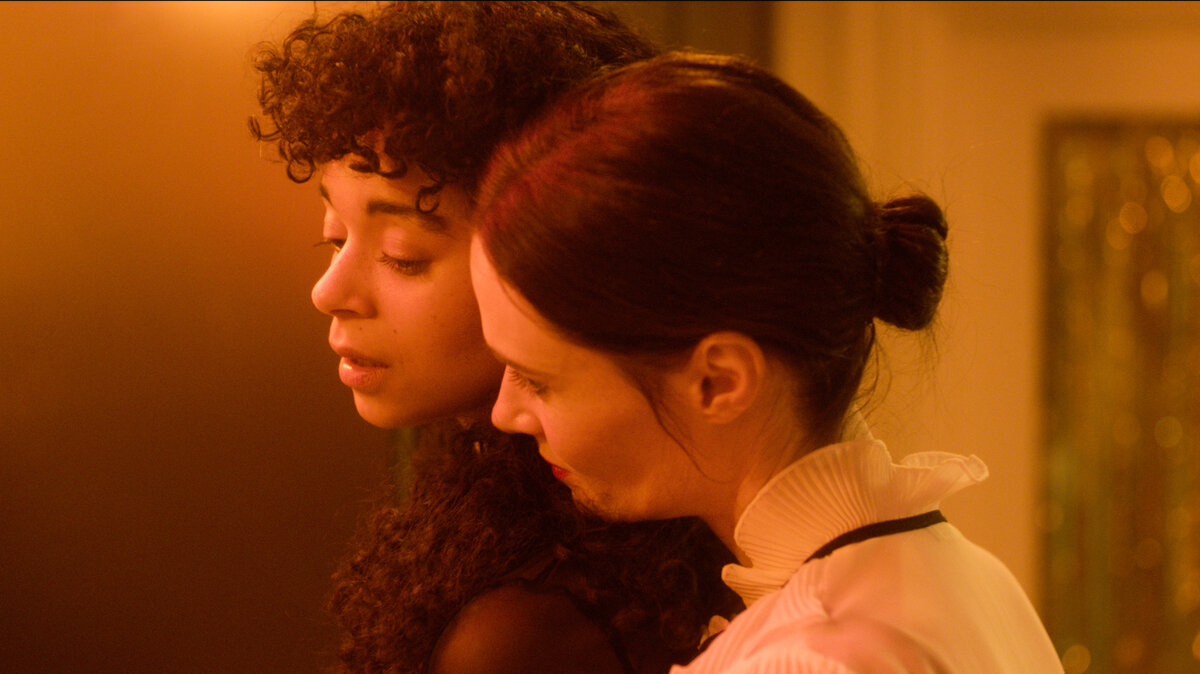 Lesbian Stories (Shorts) | Outfilm